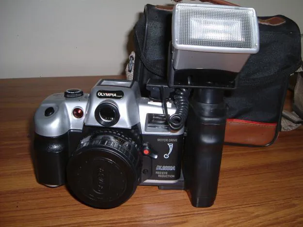 دوربین عکاسی olympia -DL2000a