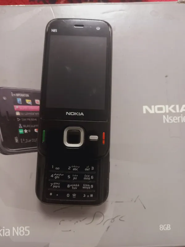 گوشی موبایلn85قدیمی با توضیح