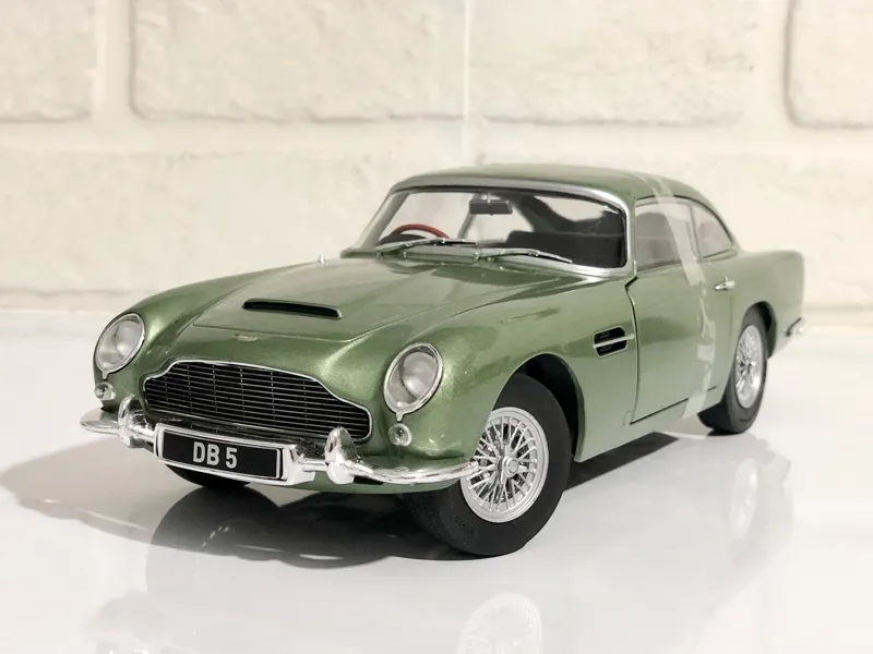 ماکت استون مارتین DB5 سولیدو 1/18