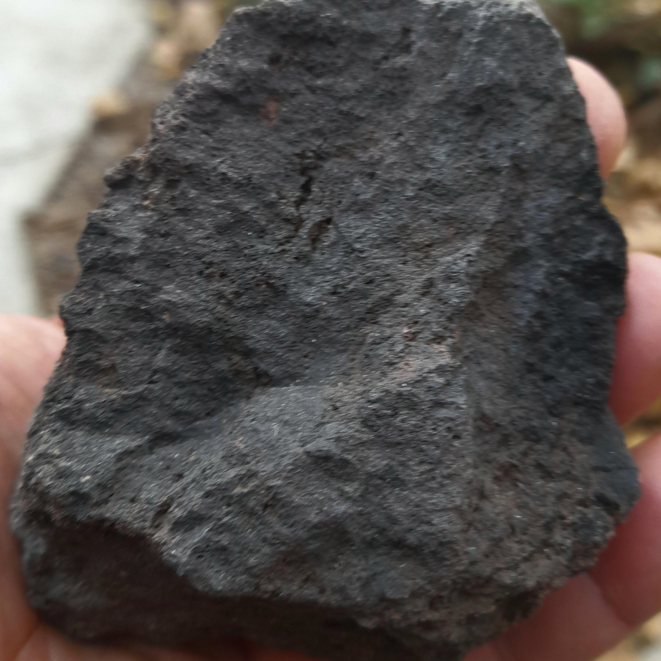 سنگ مشکوک به شهاب سنگ