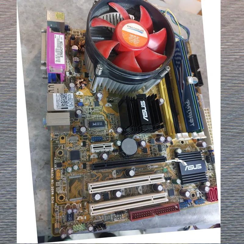 مادربرد asus p5b-vm se بهمراه cpu فن و رم2 گیگ