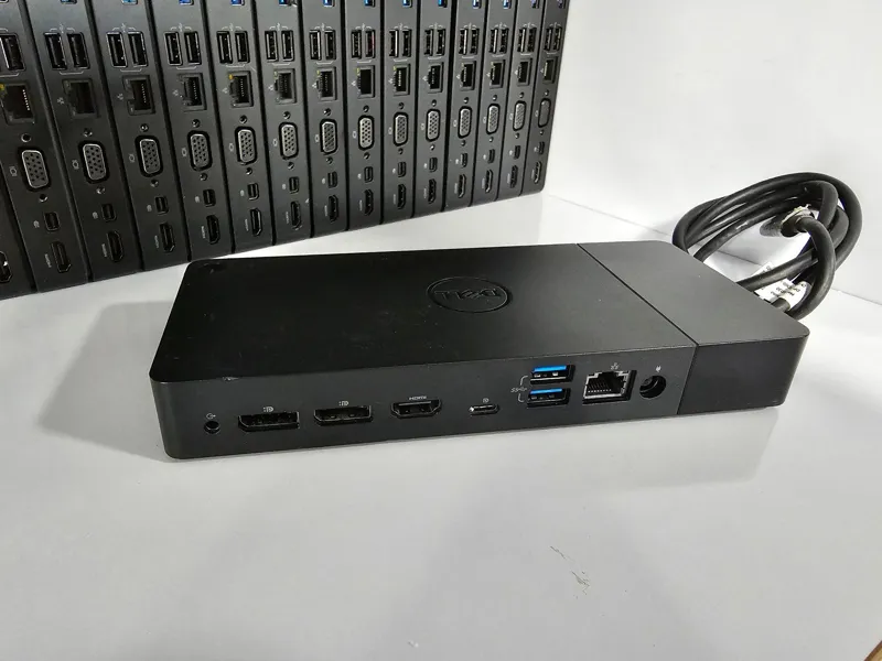 داک استیشن دل مدل WD19 با آدابتور اورجینال