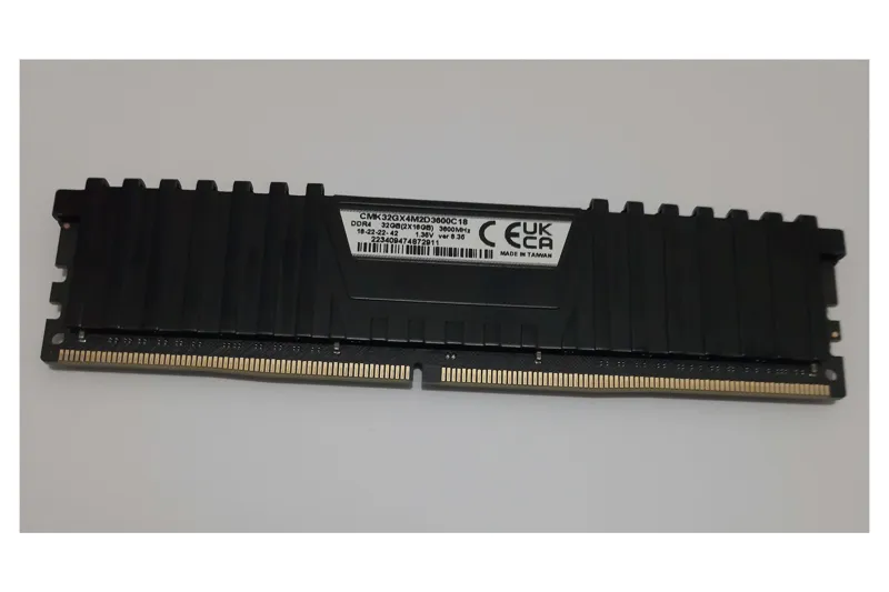 رم کورسیر DDR4 تک کاناله 16 گیگابایت