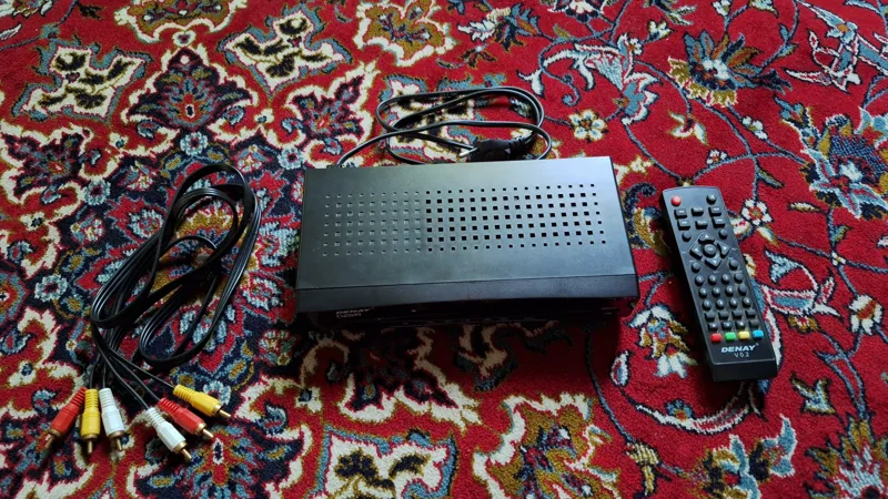 گیرنده دیجیتال دنای مدل DVB-T2 STB961T2