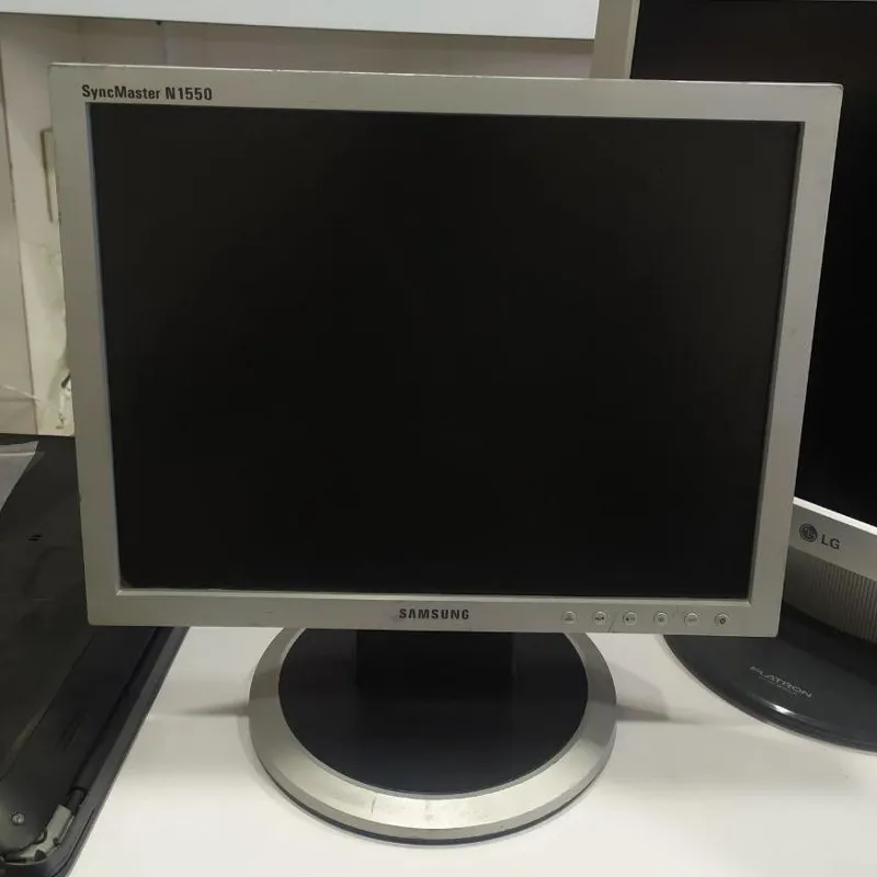 مانیتور 15 اینچ Lcd سامسونگ و ال جی