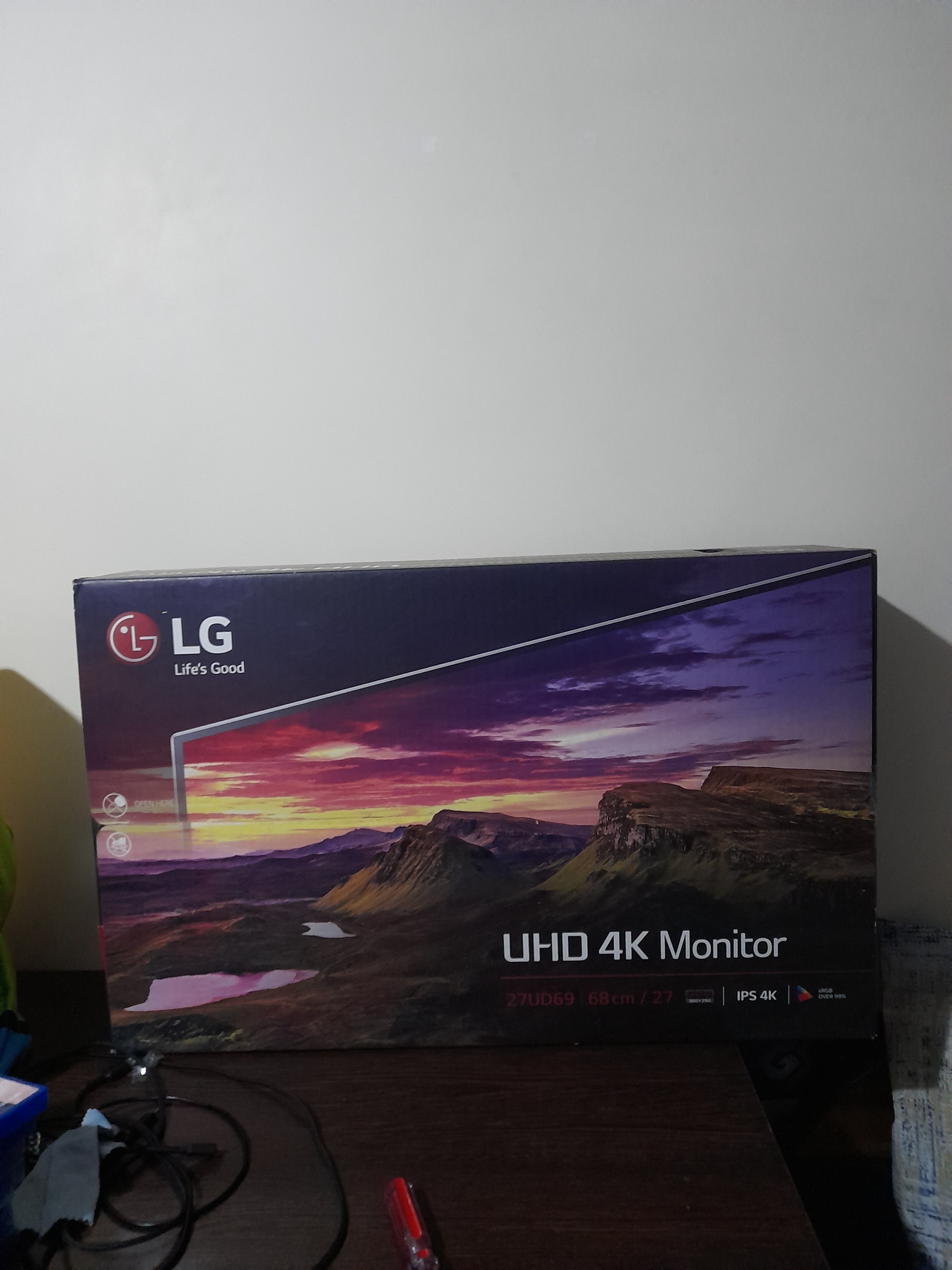 مانیتور 27 اینچ 4k lg (کارکرده) 60 هرتز