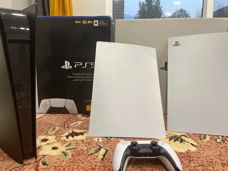 Ps5 دیجیتال اروپا با پنل اضافه