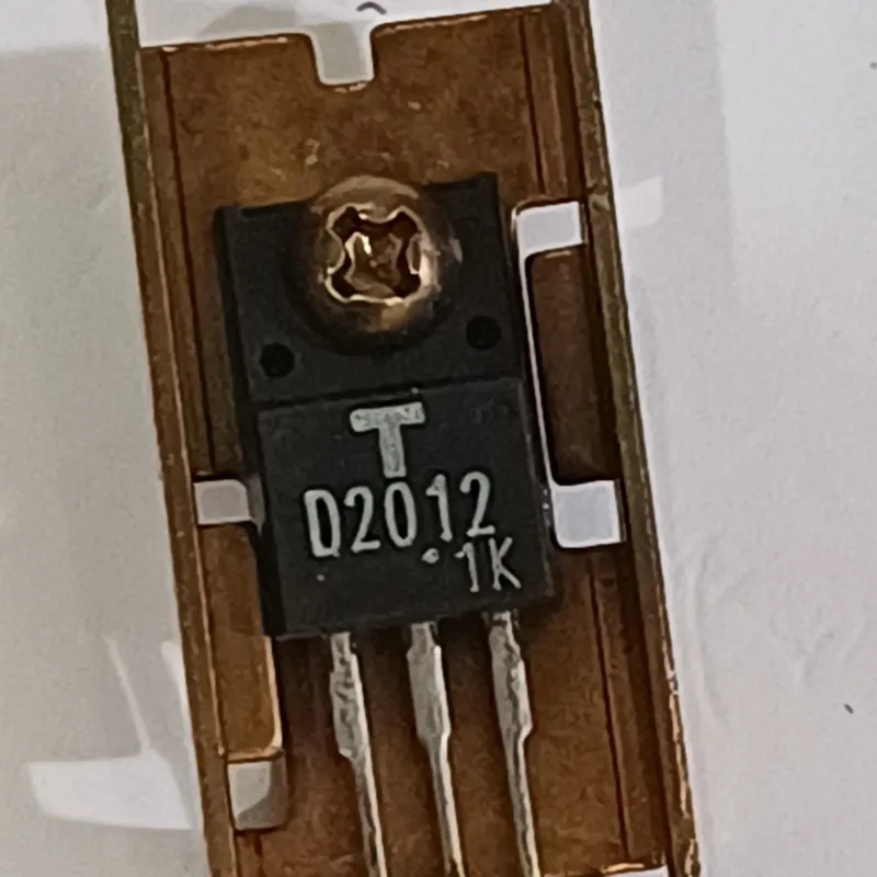 ترانزیستور D2012 همراه هیت سینک