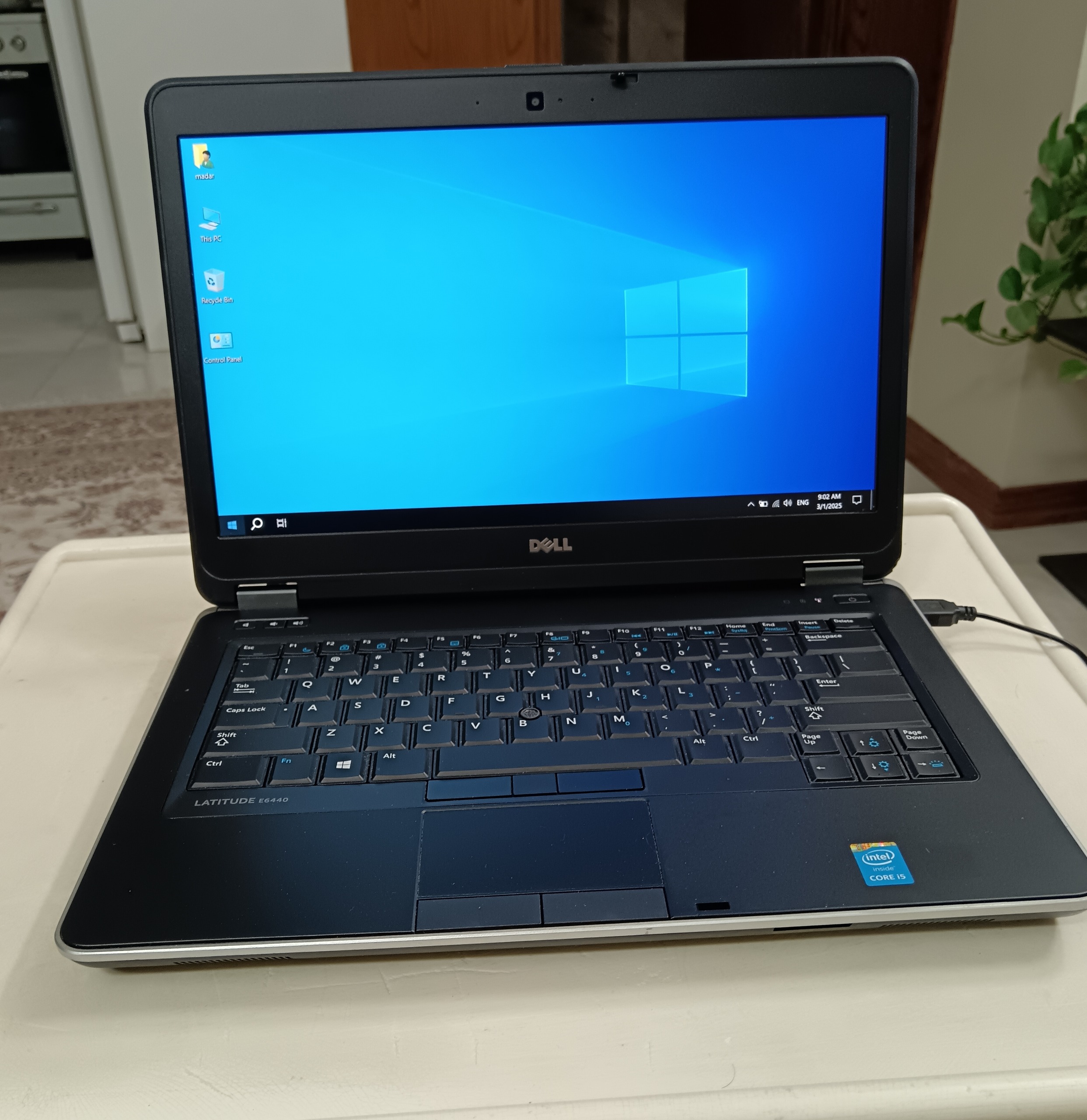 لپ تاپ دل مدل latitude E6440