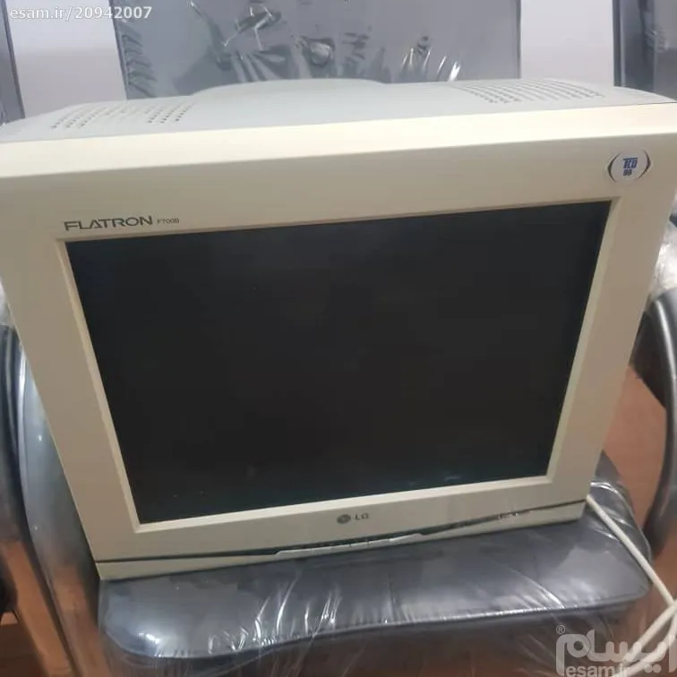 مانیتور flatron f700b