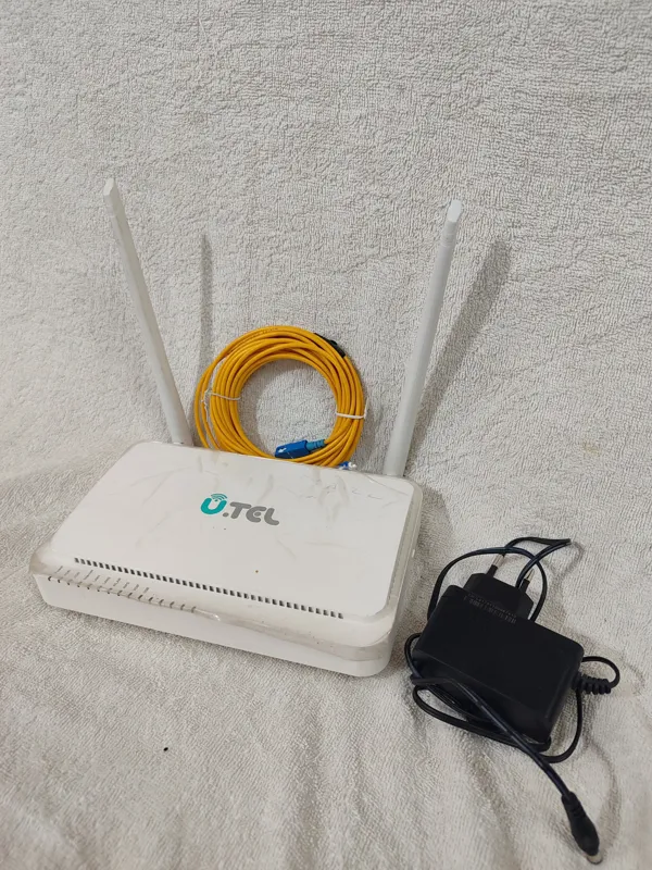 مودم روتر Gpon-ONT بی سیم یوتل مدل G242