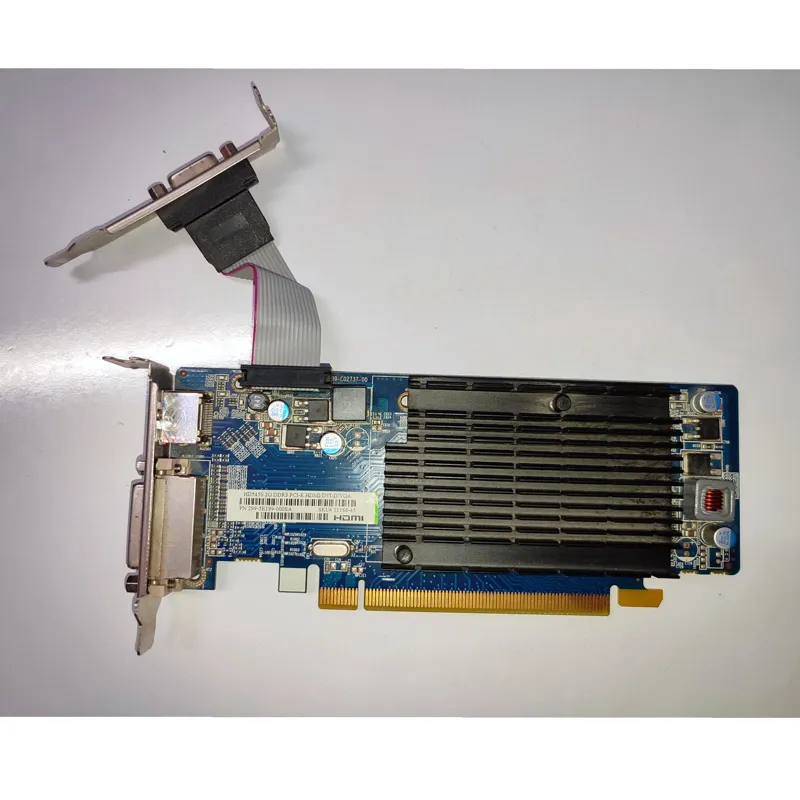 کارت گرافیک مینی کیس دارای Vga دو گیگ Ddr3